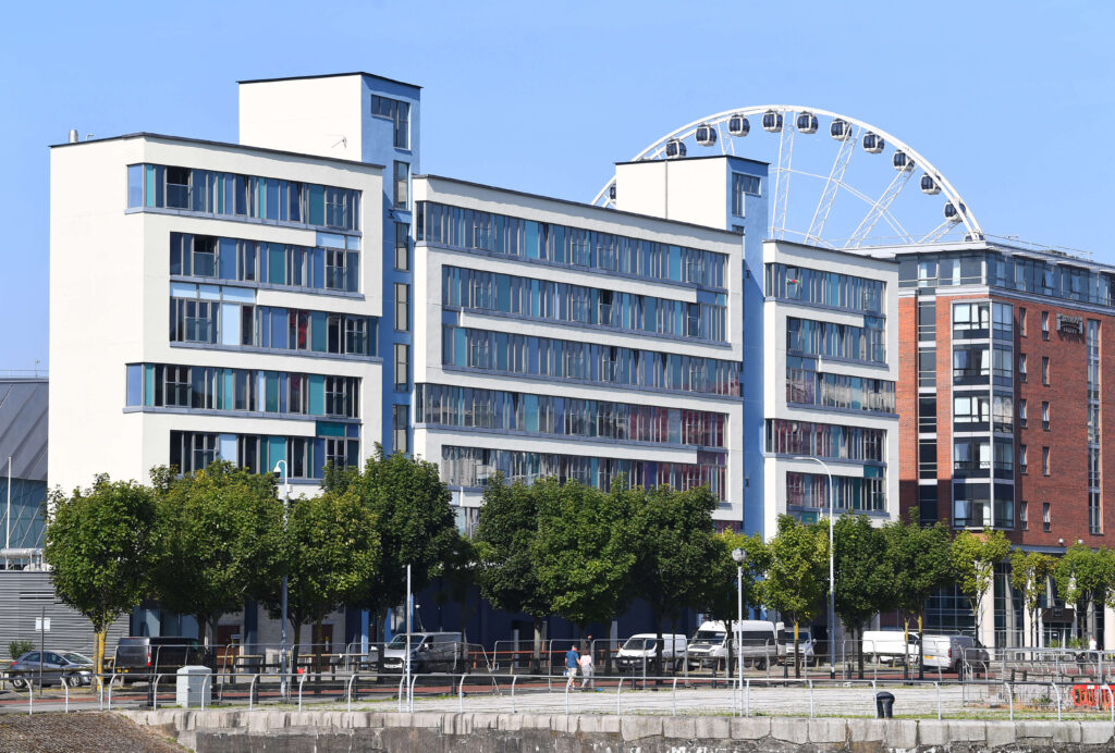 Dockside Aparthotel - In the Heart of Liverpool Docks