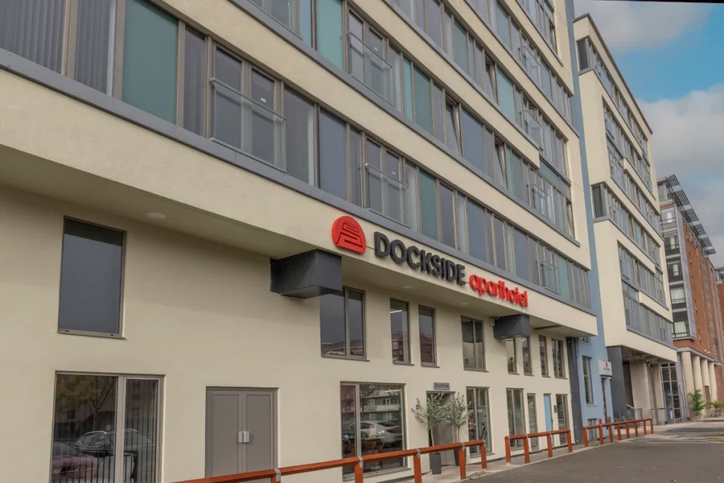 Dockside Aparthotel - In the Heart of Liverpool Docks
